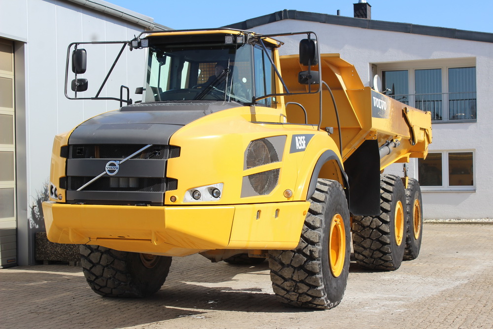 Dumper Volvo A 35 F - Podlasly Baumaschinen