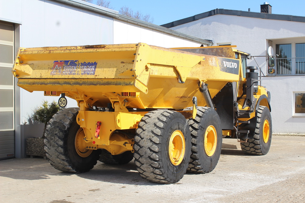 Dumper Volvo A 35 F - Podlasly Baumaschinen