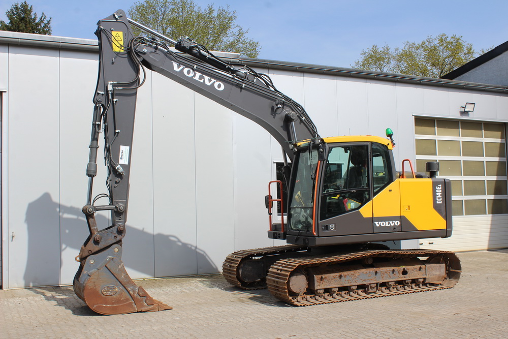 Crawler excavator Volvo EC 140 EL - Podlasly Baumaschinen