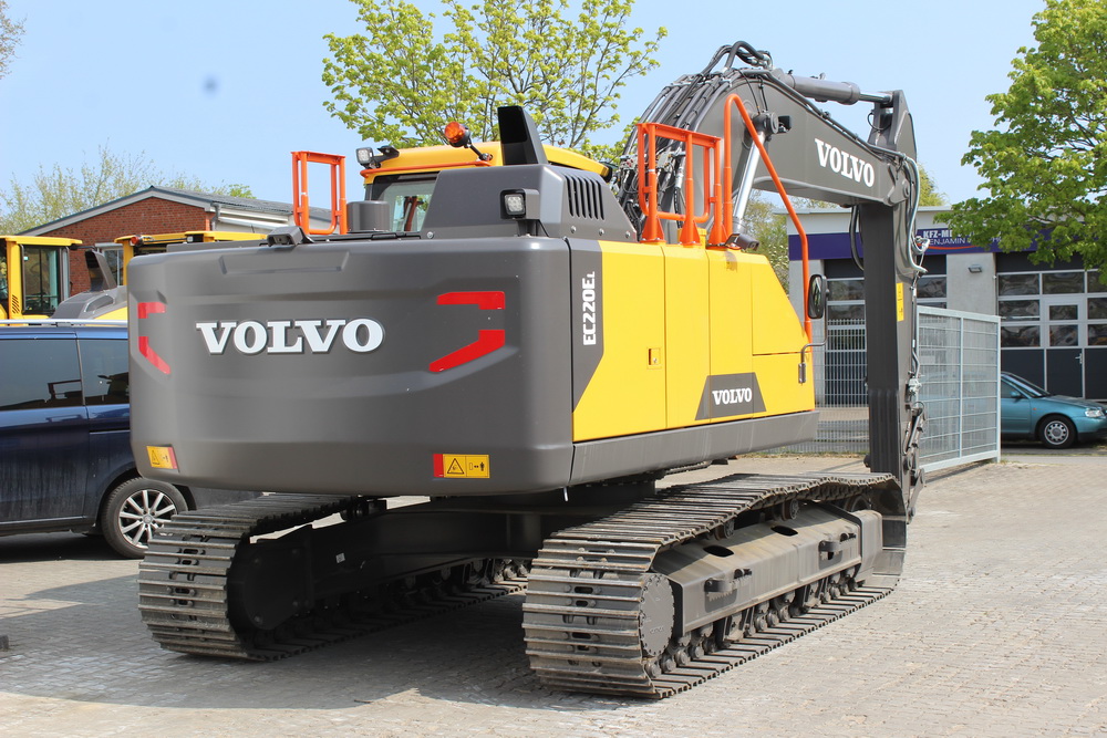 Crawler excavator Volvo EC 220 EL - Podlasly Baumaschinen