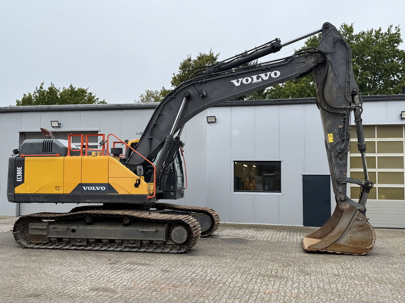crawler excavator Volvo EC 380 EL - Podlasly Baumaschinen