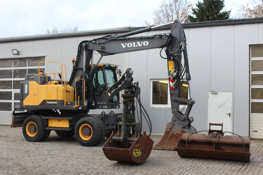 Mobilbagger Volvo EW 160 E - 3 Schaufeln - Podlasly Baumaschinen