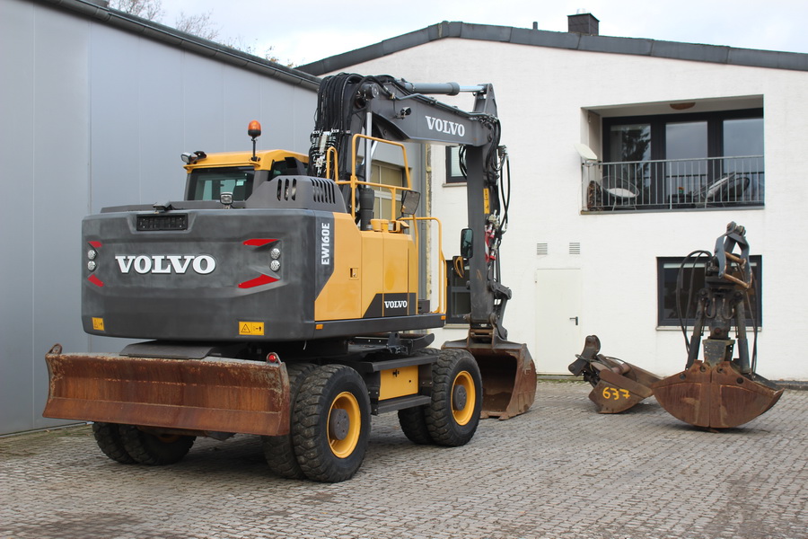 Mobilbagger Volvo EW 160 E - 3 Schaufeln - Podlasly Baumaschinen